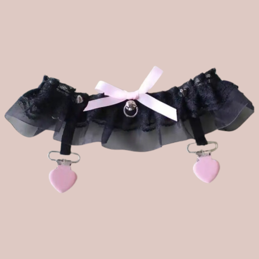 Frilled Lace Thigh Garter – House of Chastity